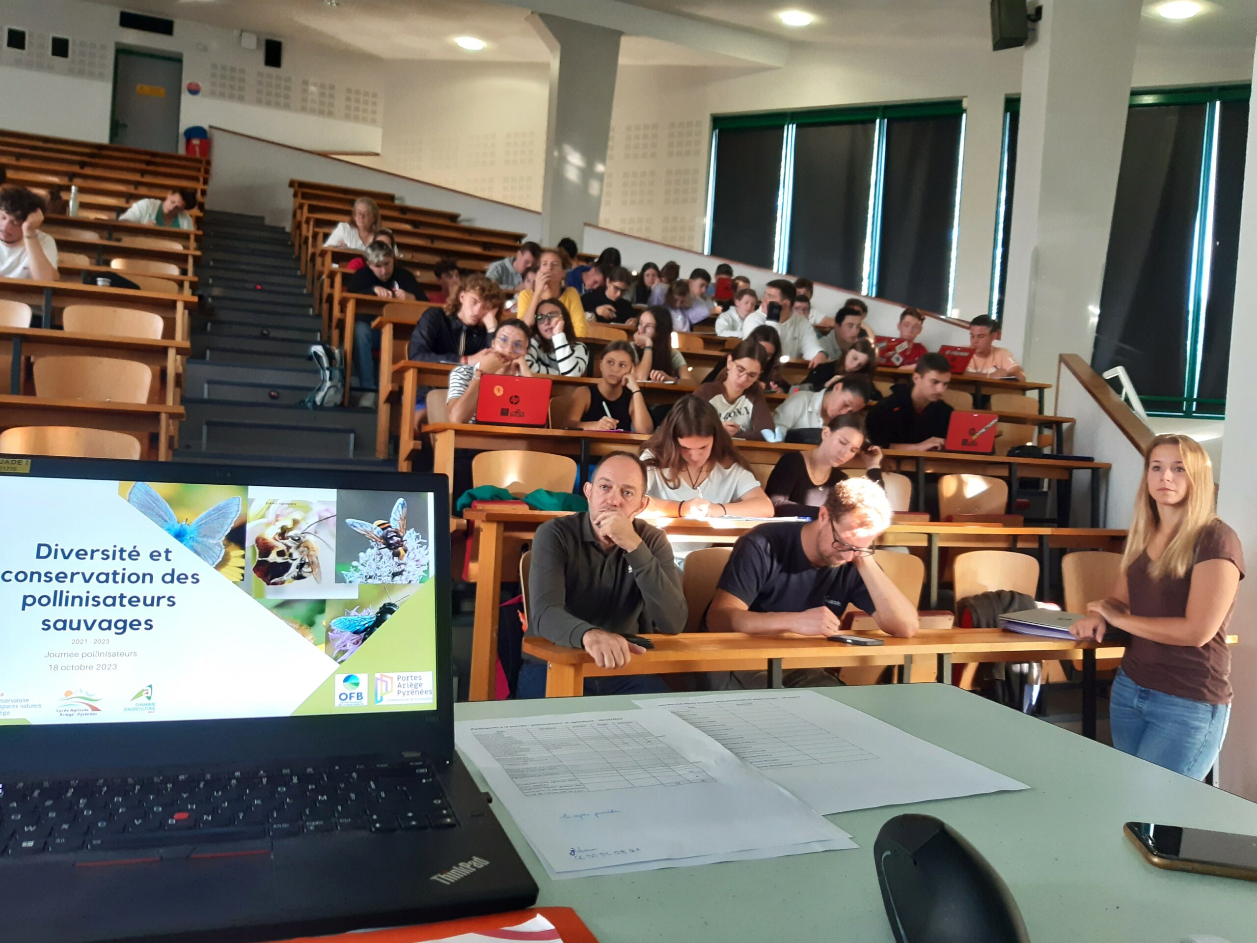 Pollinisateurs : une journée thématique pour les agriculteurs - Communauté de Communes des ...